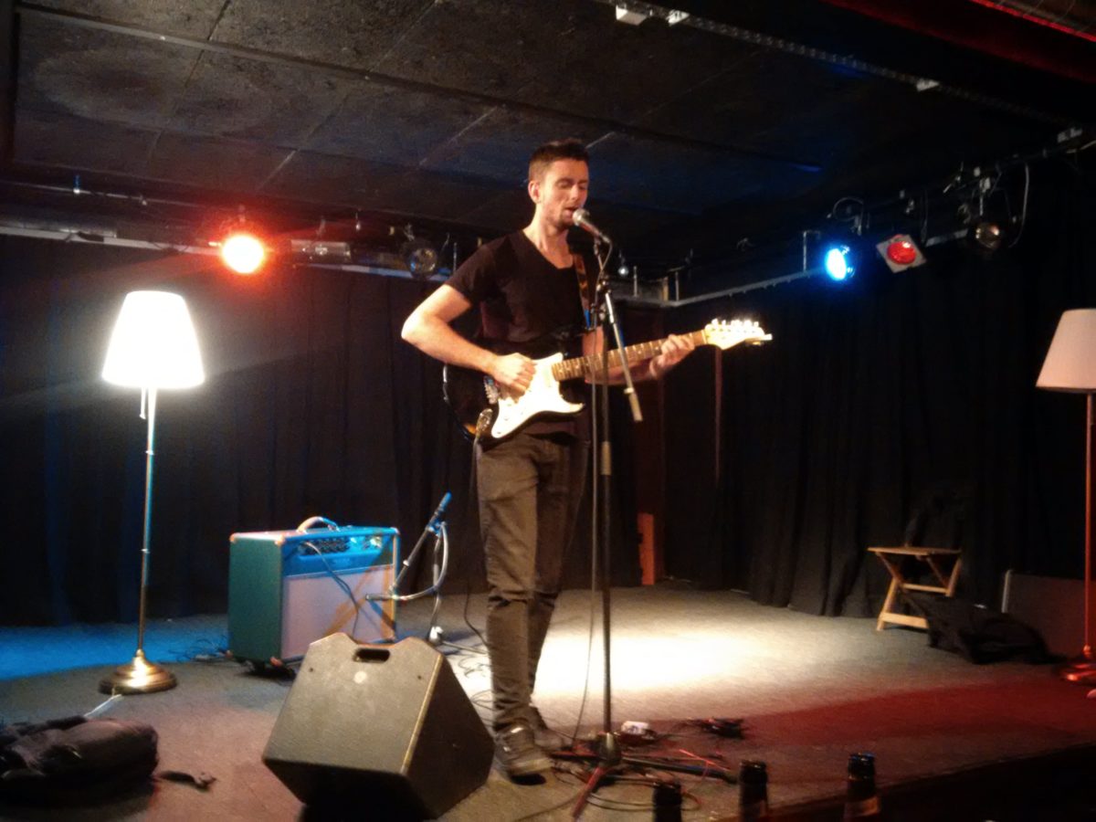 Steven Eli im Oxil – Ein Mann, pure Schönheit – ARTNOIR